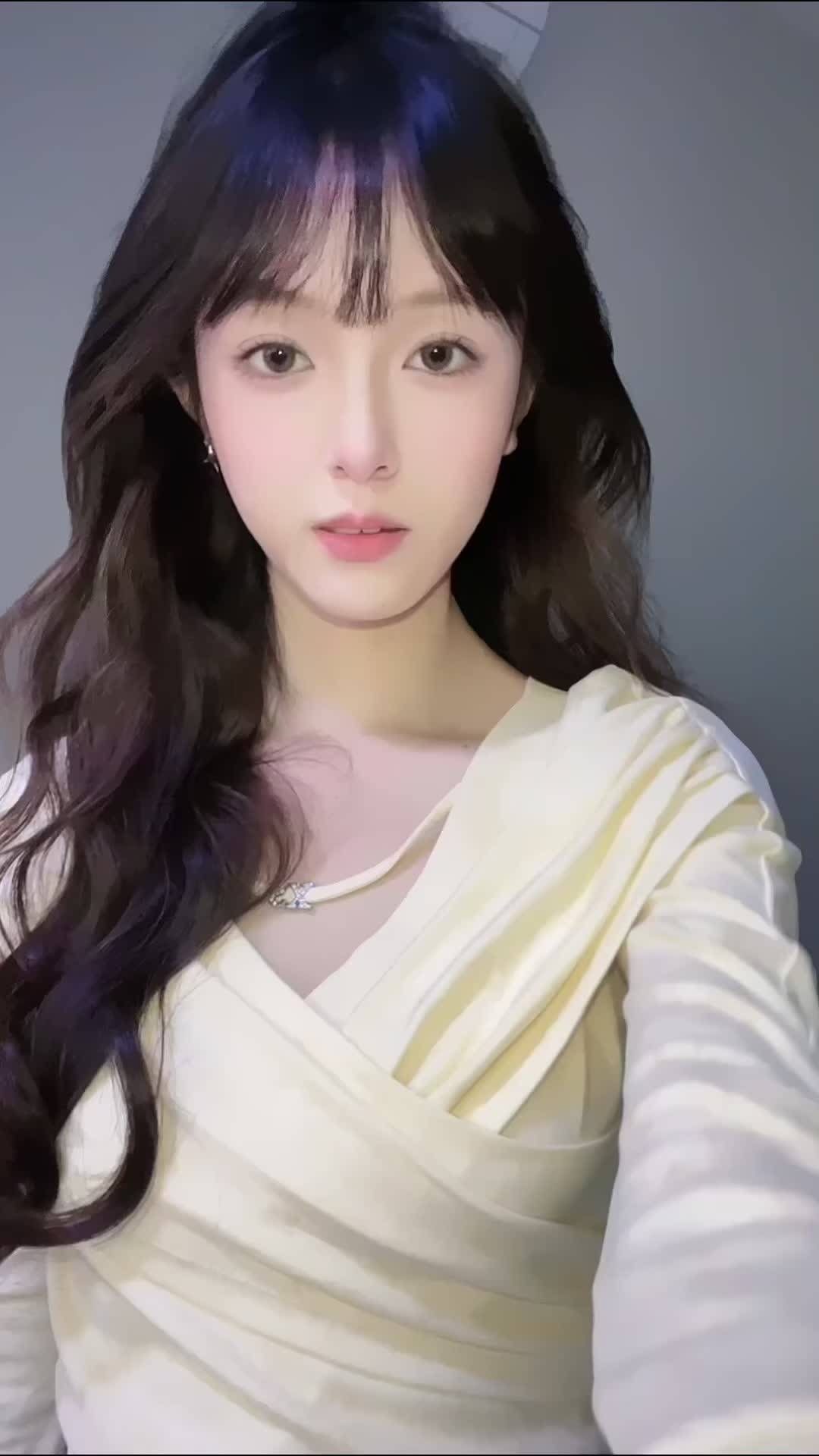 目标是迷倒十个女大学生