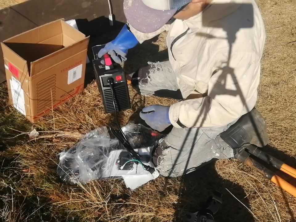 2#137家用电焊机到底实不实用?怎样使用电焊机?开箱验证家用140安...