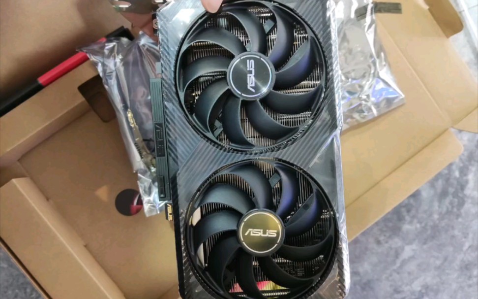 华硕雪豹6500xt 到货 粗略测一下