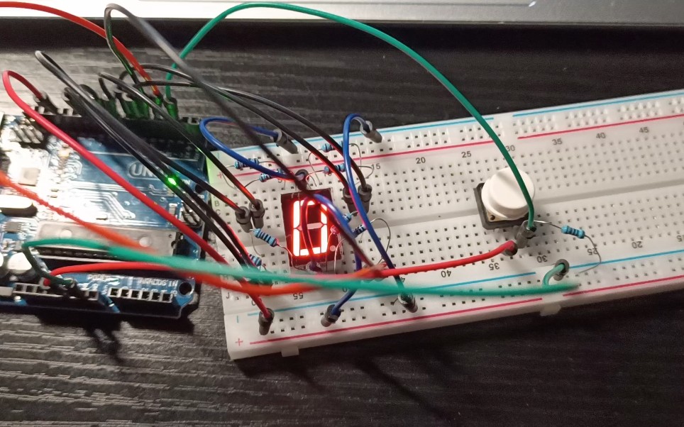 Arduino数码管按键0-9循环计数(学习任务用)