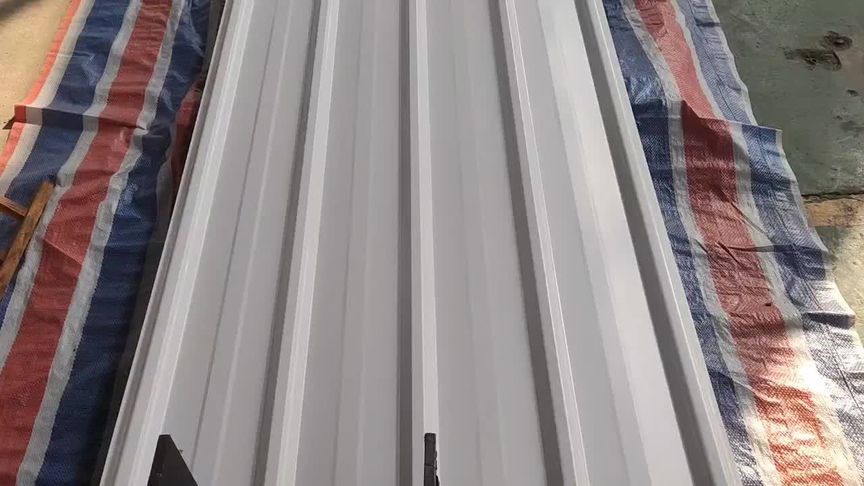 氟碳喷涂0.7mm9016交通白色压制840瓦型!6000米开干!