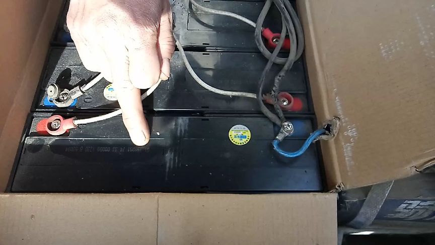 电三轮一组电池用了10个月跑不下路,经测出现落单还能做售后吗?