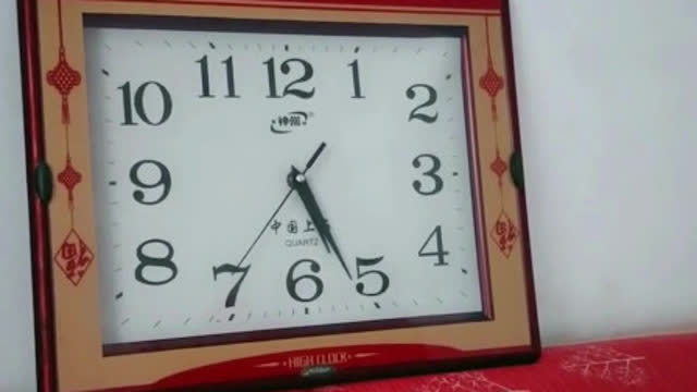 家里挂钟表讲究多,切记要避开这几个地方,别大意