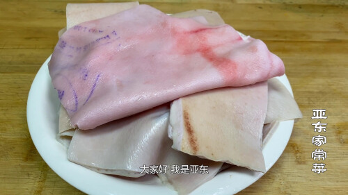 猪皮冻正确的做法,记住不要直接熬,独家秘方告诉你,一次成功!