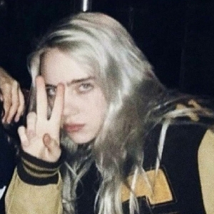 碧梨BillieEilish_ 