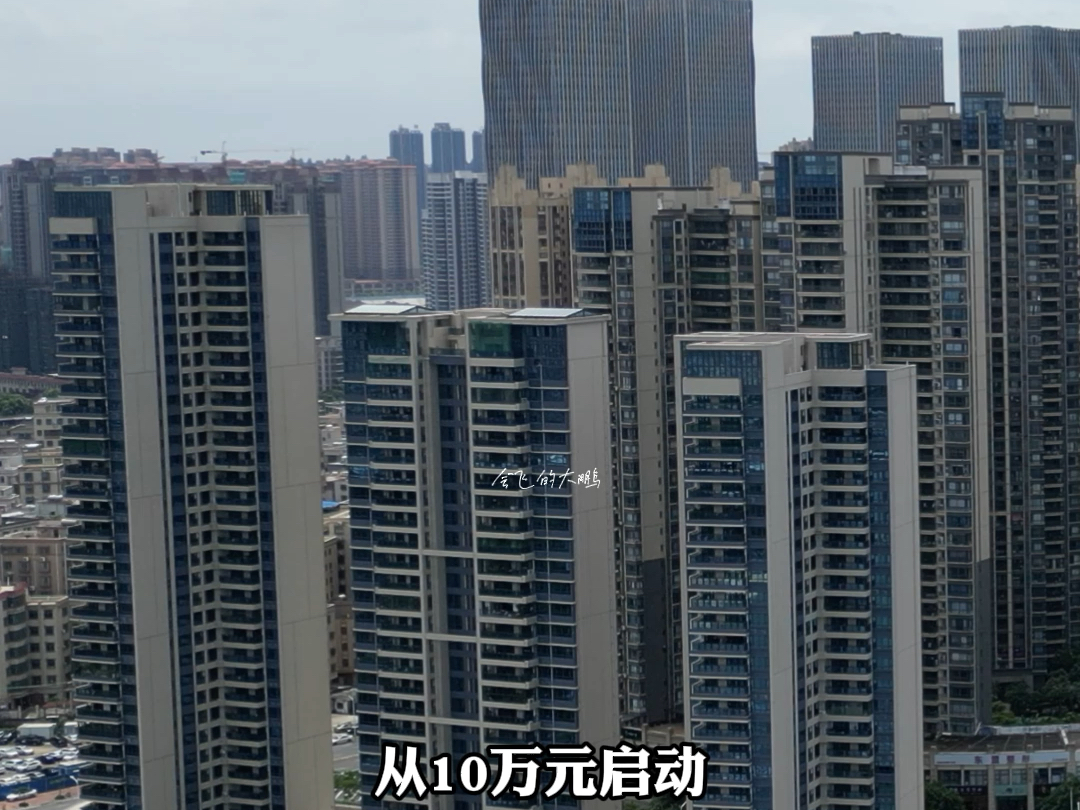 DeepSeek创始人梁文峰,他的出现,老美彻底慌了,仅用6年时间,管理...