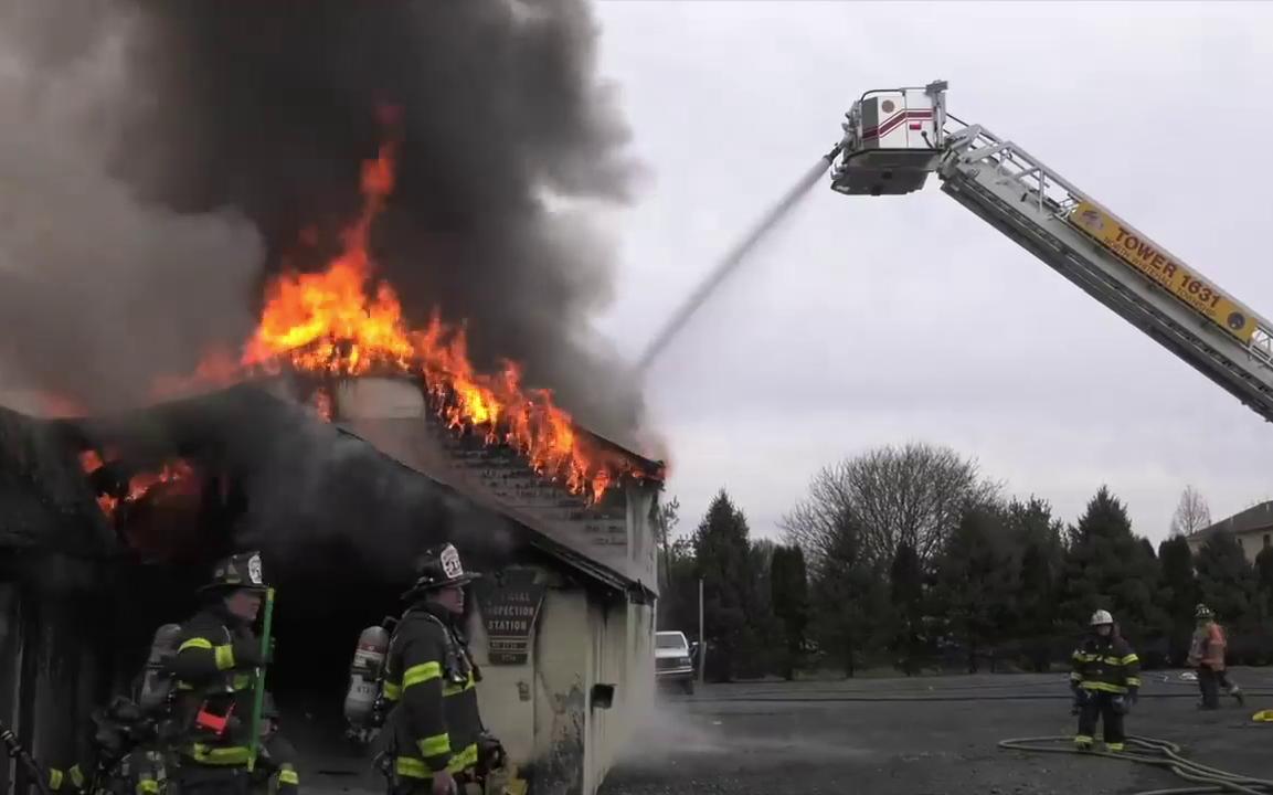 搬运视频 消防车灭火firefighter1