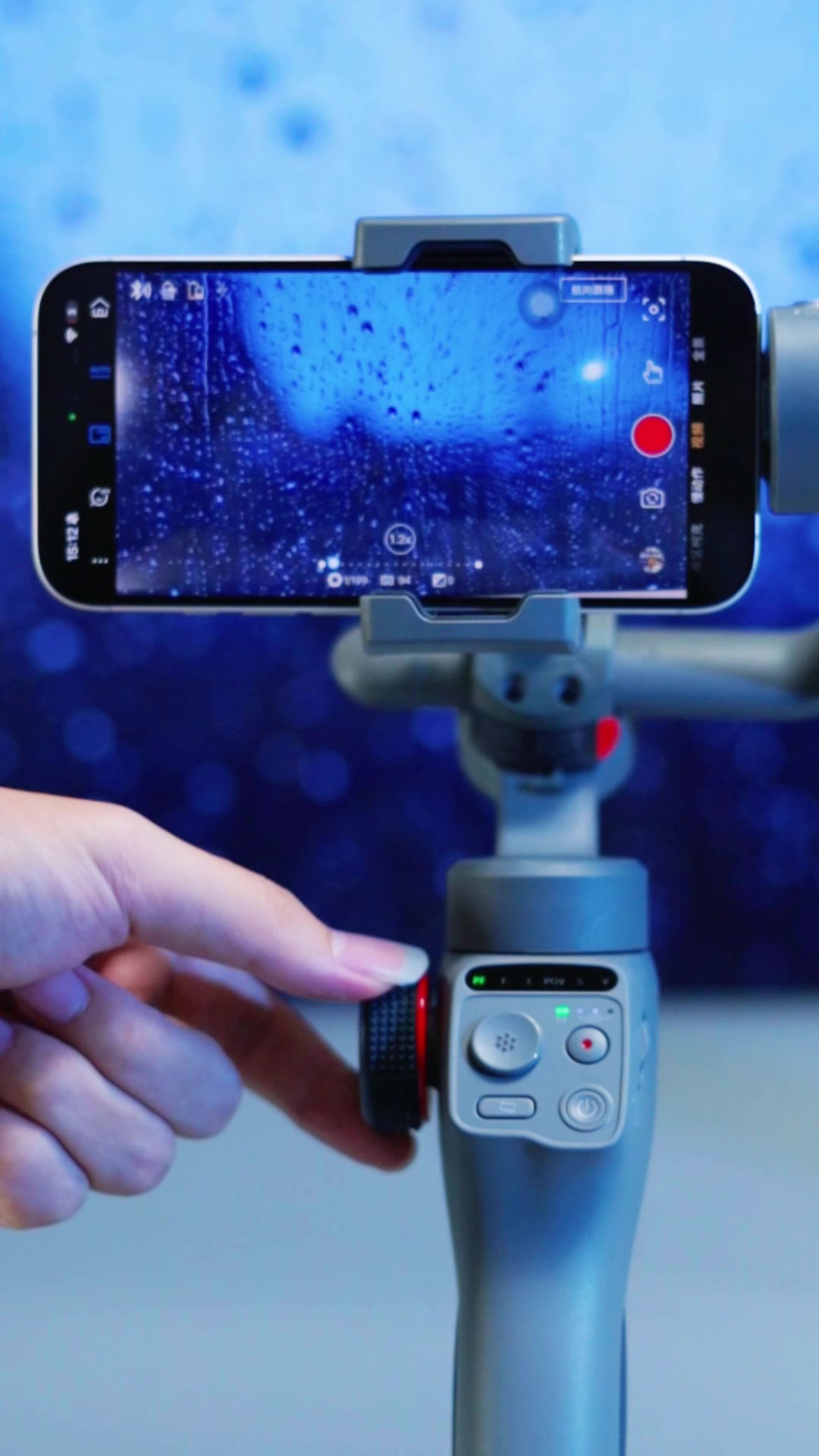 逗映 C05 超大俯仰角,支持双机位移动直播,双 11 冲! #逗映稳定器 #双...