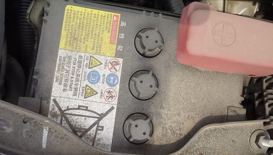 这是卡罗拉的蓄电池「来自懂车帝车友圈」