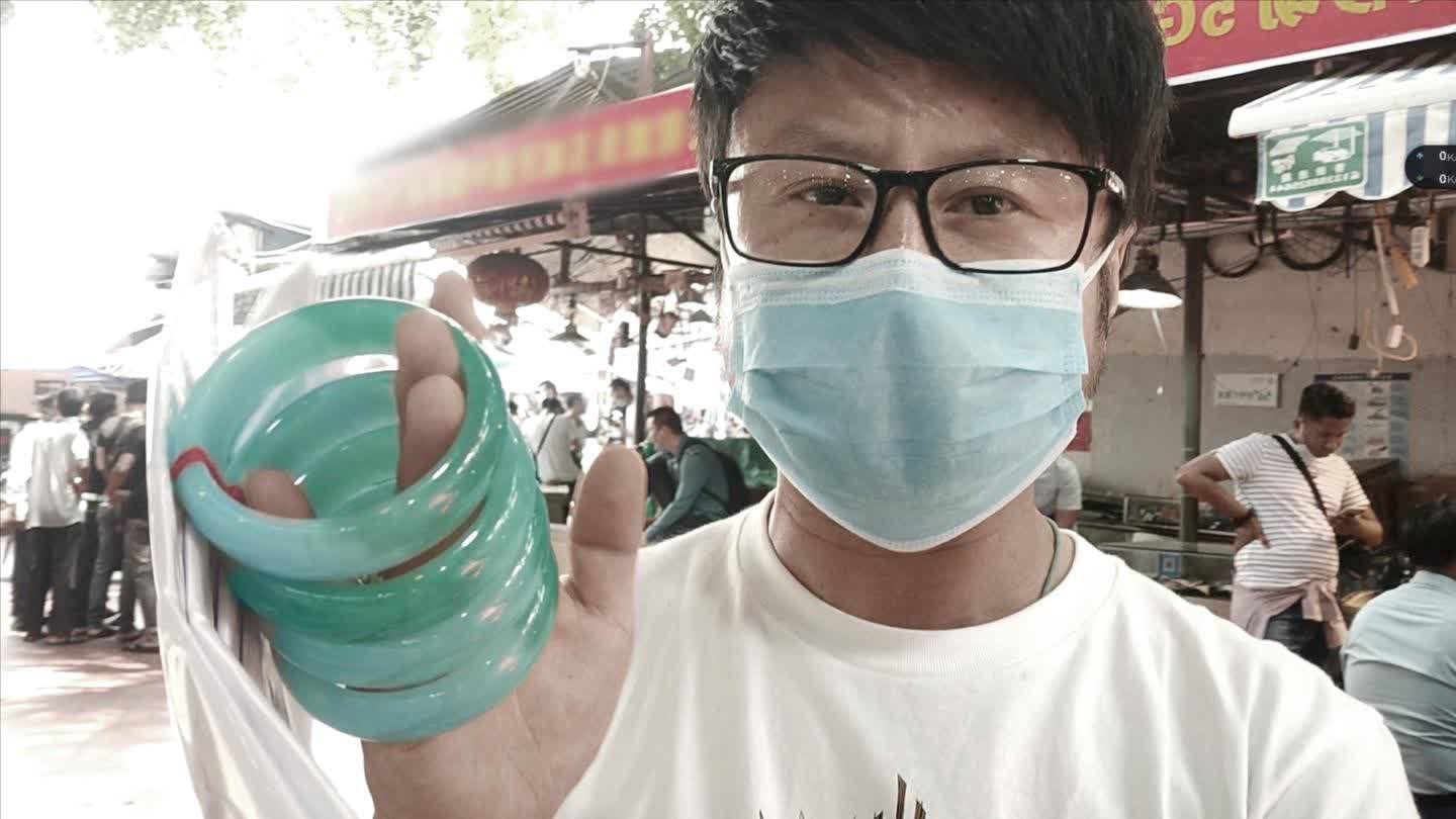 翡翠手镯怎么选才是最好的,翡翠如何鉴定真假.