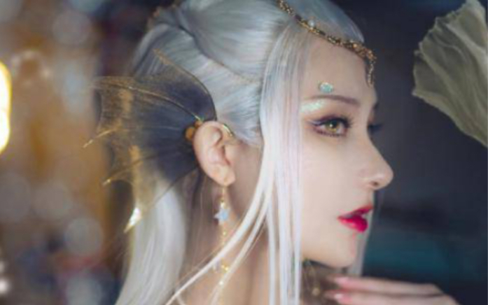 【充气娃娃手办推荐白丝赛高硅胶娃娃 救命,她好像芭比娃娃谁不喜欢...