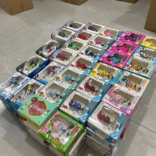 眼镜哥玩具百货日化 