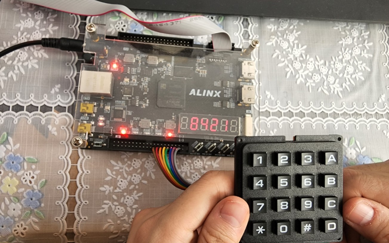 【FPGA】矩阵按键与数码管显示实现数字密码锁设计