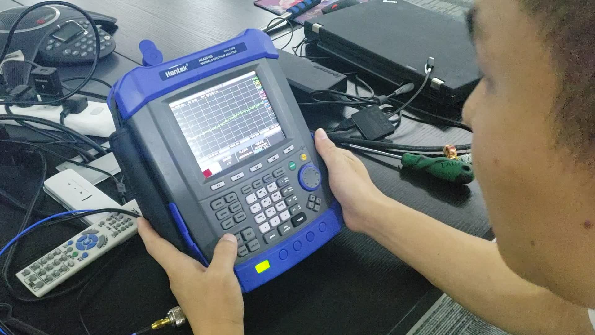 用近场探头加频谱分析仪分析设备的干扰信号等