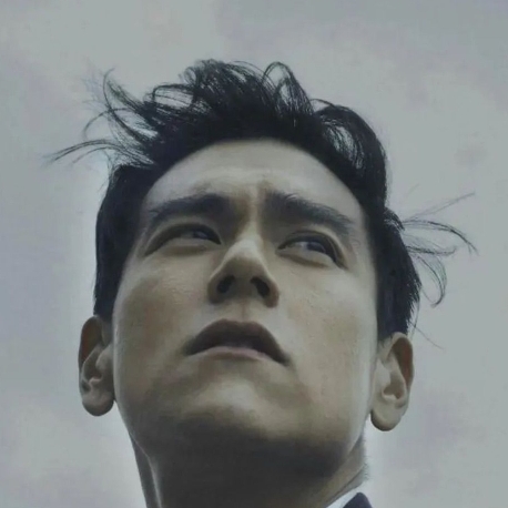 明桑闲不住 