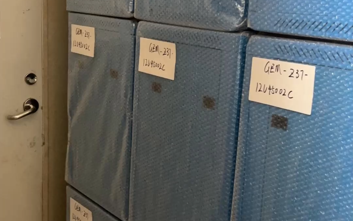 标准的服务器机柜,多种规格可选~