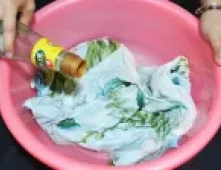 枕头发黄难清洗,教你一个土方法,洗得干净还能去螨虫,你也试试