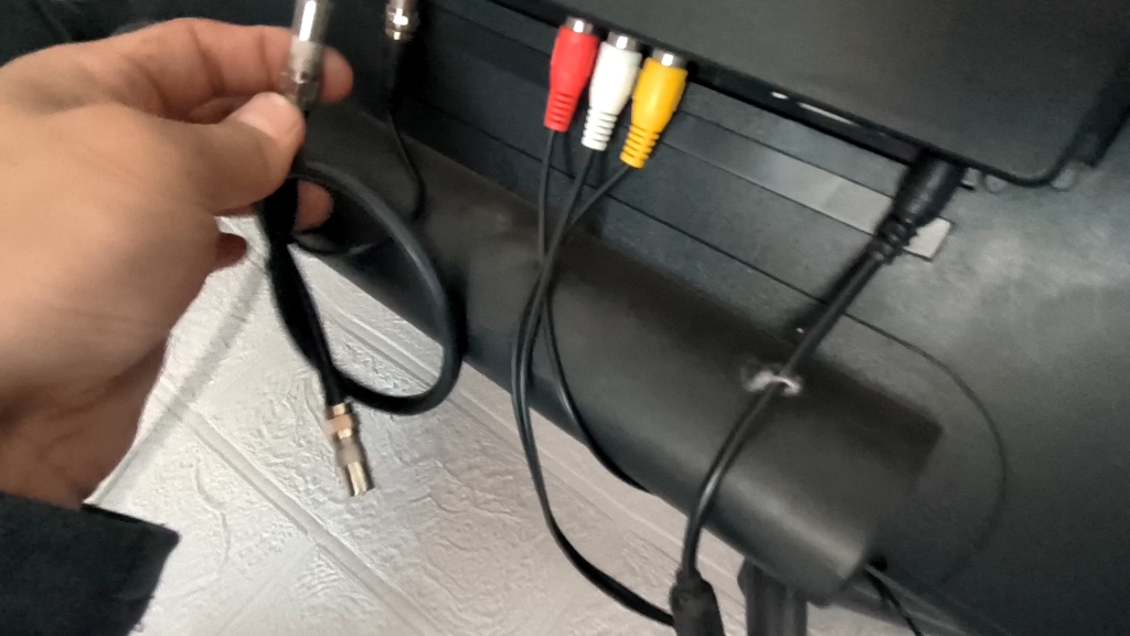 香港顾客接数字电视信号放大器的方法,看完秒懂,数码信号,DTMB