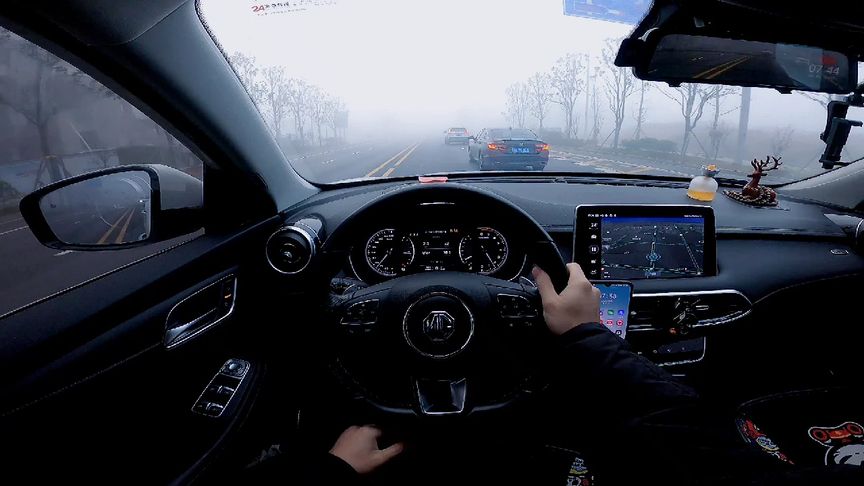 第一视角沉浸式开车体验,开车乐趣无处不在