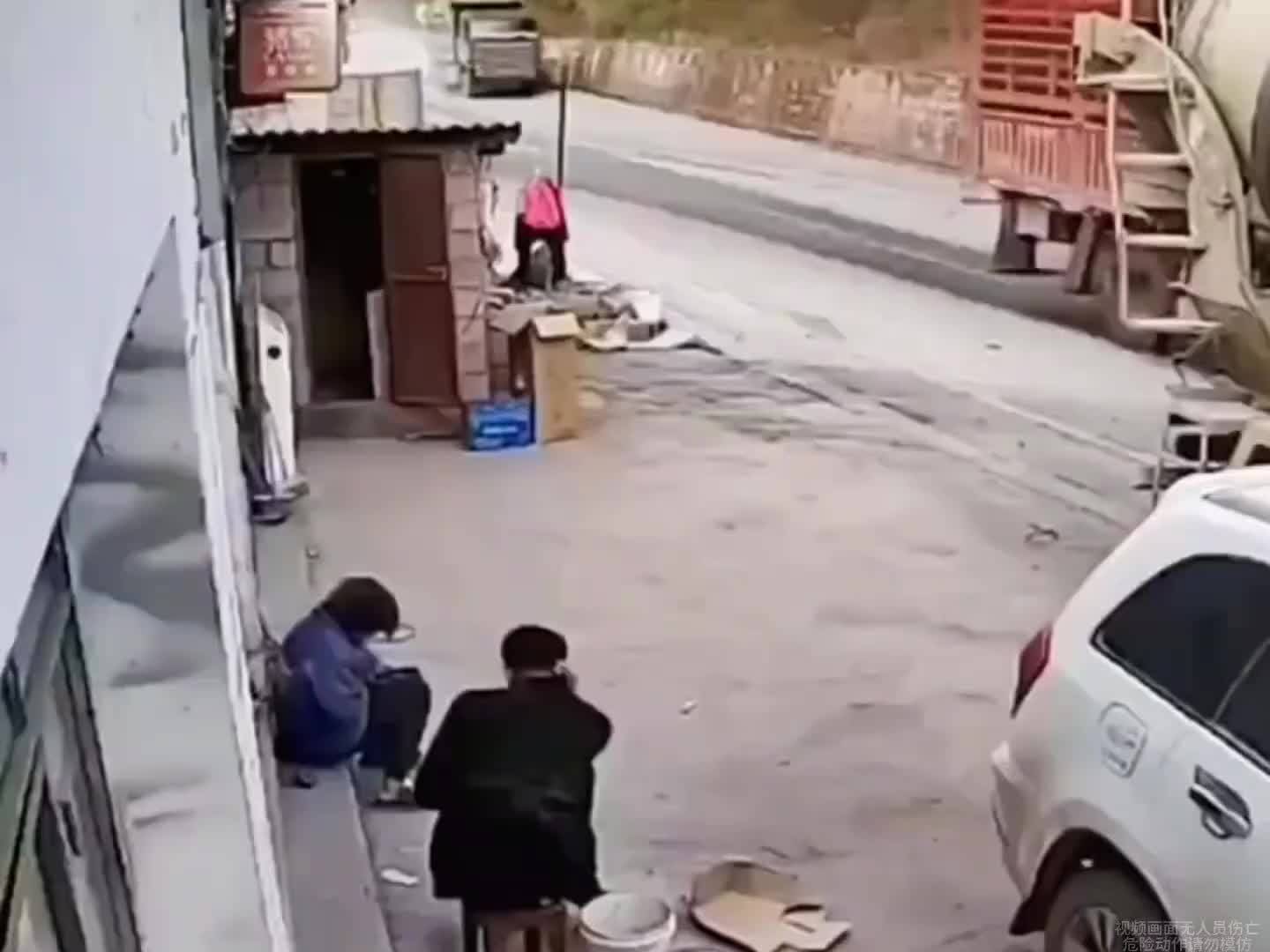 看后大笑,视频太有梗了!今天你笑了吗