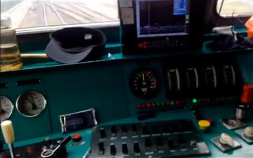 东风4D"虎"式内燃机车牵引K492次列车运行记录(火车司机视角)