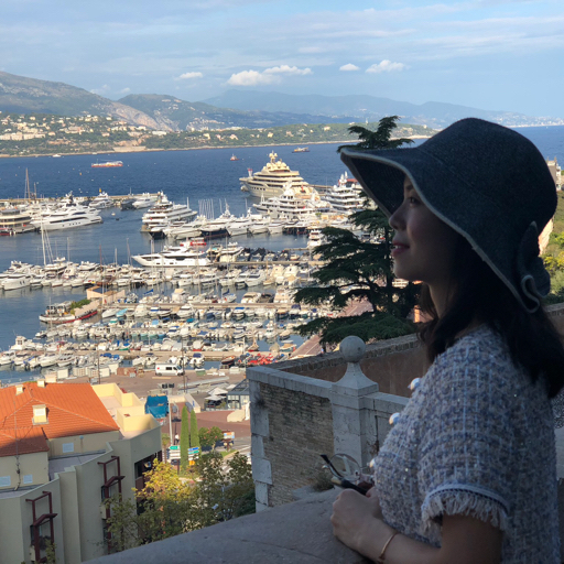 一根思考的苇草 