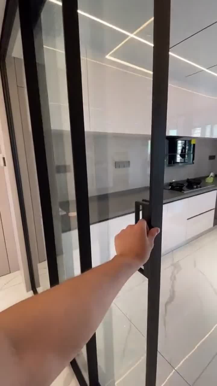 四联动推拉门,配上这样的大厨房,效果.