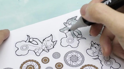 做个有趣的猫和老鼠比赛跑,两个赛跑过程太搞笑