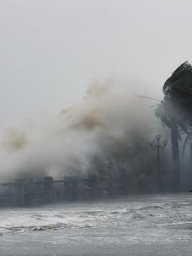 停运、停航!台风"麦德姆"逼近 海南升级发布台风三级预警