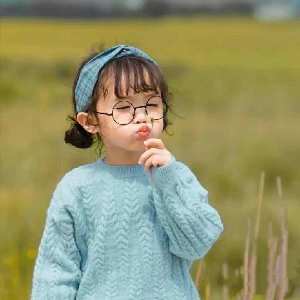 杨悠悠u 