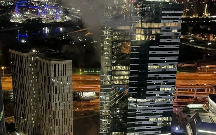 莫斯科市中心一大楼两次遭无人机击中