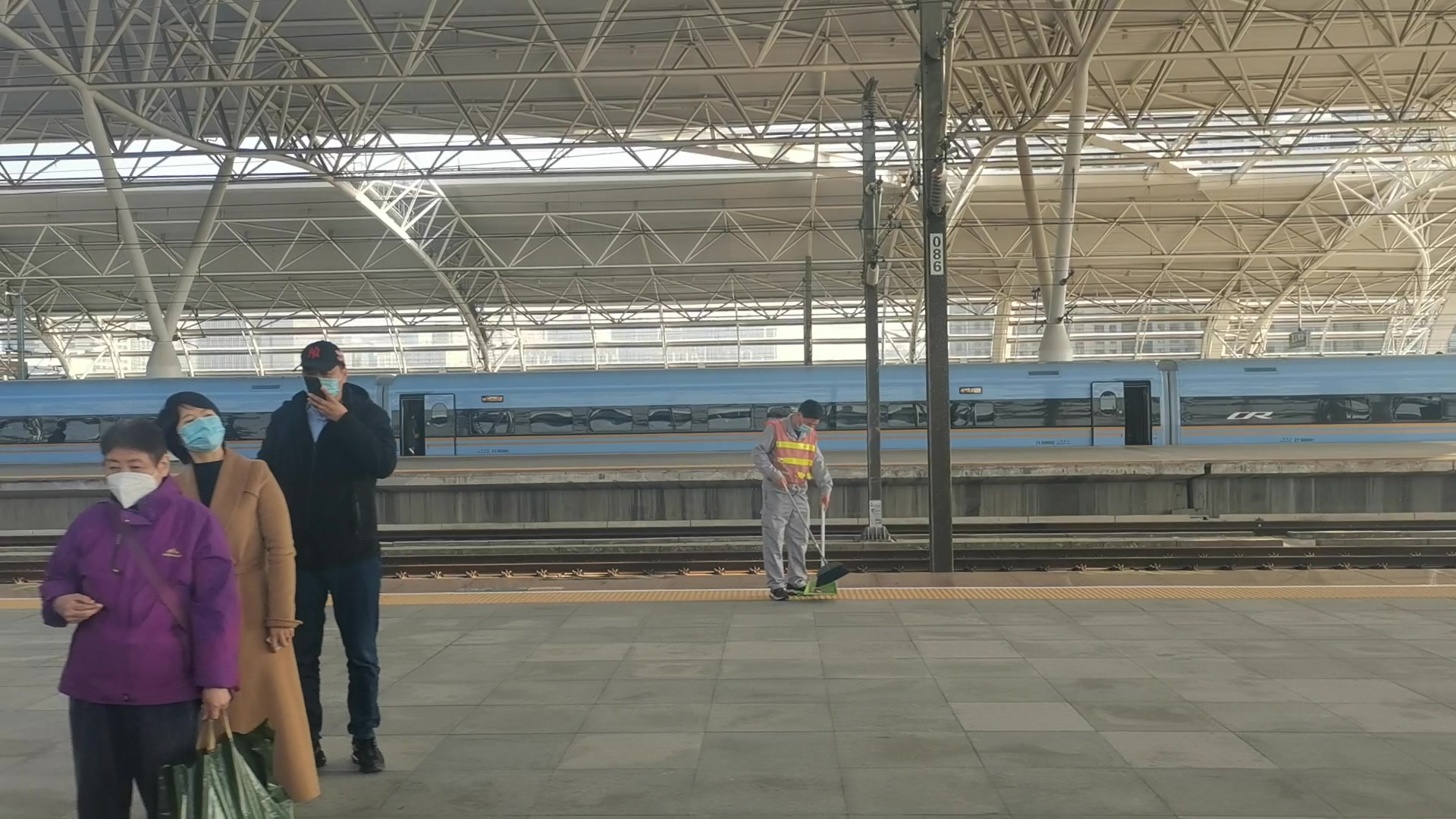 【中国铁路】CRH2C2089+2080担当G7268次列车进昆山南站