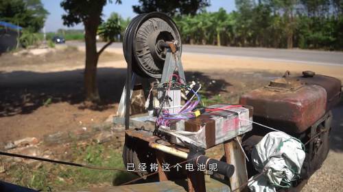 将电瓶车电机装给拖拉机,这动力有点强啊!