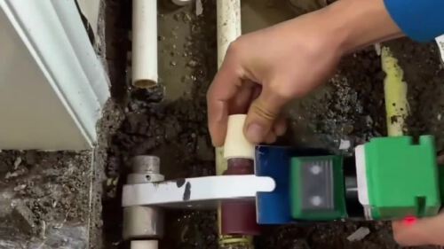 地下水管爆裂,1500元请来"堵漏王",这手艺绝了滴水不漏!