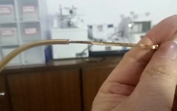 纯金眼镜变形鼻托断了有办法吗?SEIKO精工K18眼镜鼻托支架维修