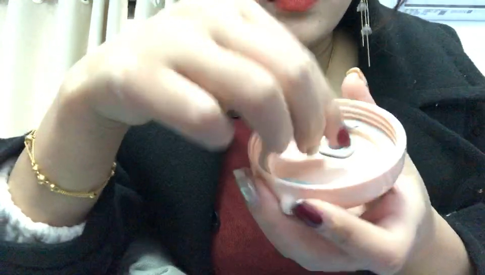 水杯硅胶圈安装方法