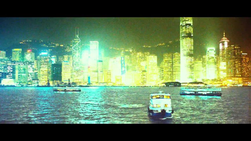 韩国电影流感,病人因为咳嗽传播传染一屋子人,很可怕的一代病毒