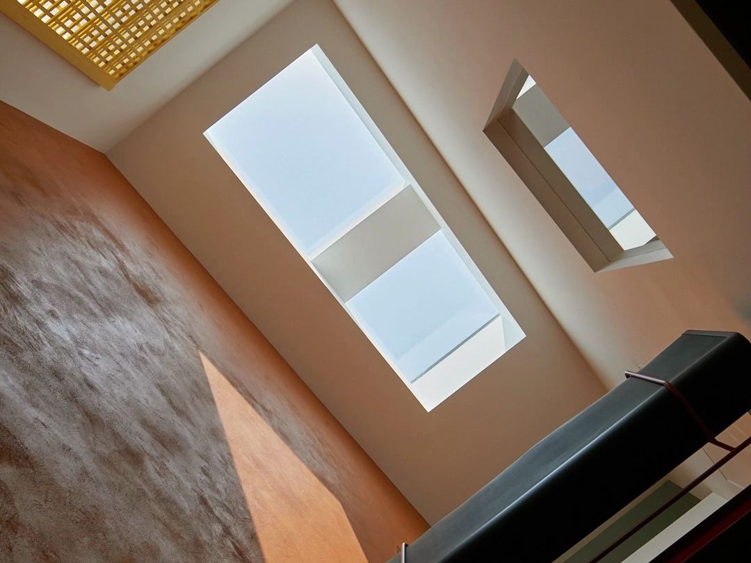 色彩之家:设计师自宅的空间美学实验 / FLIP设计工作室