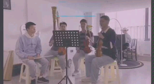 小提琴长笛钢琴的合奏长江之歌