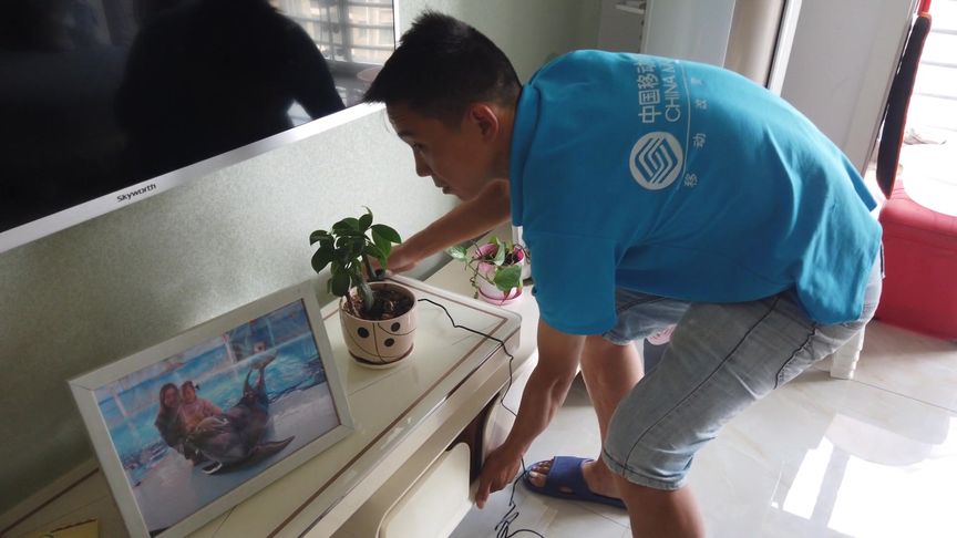 家里的机顶盒或者光猫坏了,换一个新的要收钱吗?听听饭哥怎么说