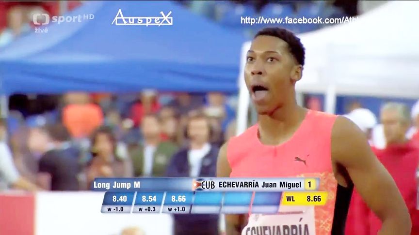 期待他挑战人类极限吧 19岁古巴飞人跳远8.66米 这次正常风速