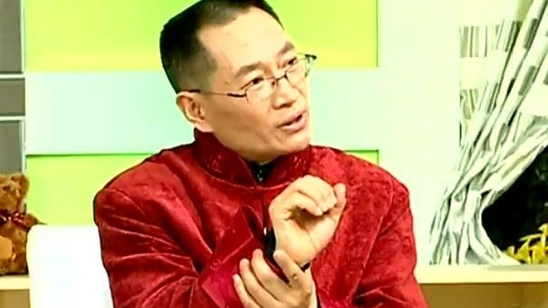 “鼠标手”的危害竟然这么大!看完你还敢玩电脑吗
