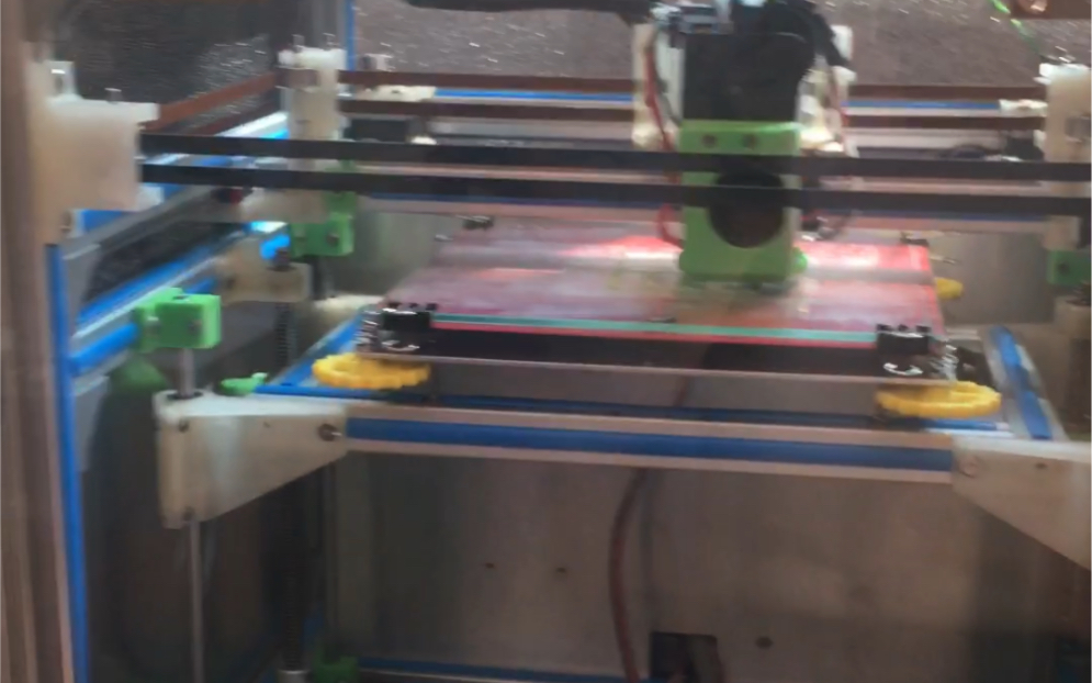 一台全透明防尘的corexy结构的3D打印机诞生了!