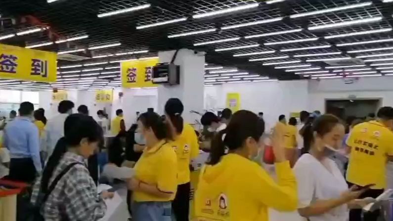 这就是昆山某个劳务天天招人
