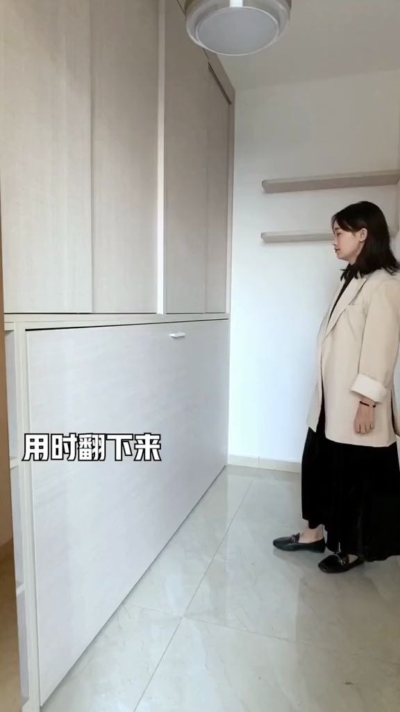 成都别墅装修设计阳台的4㎡仓库改造成史上最小房间
