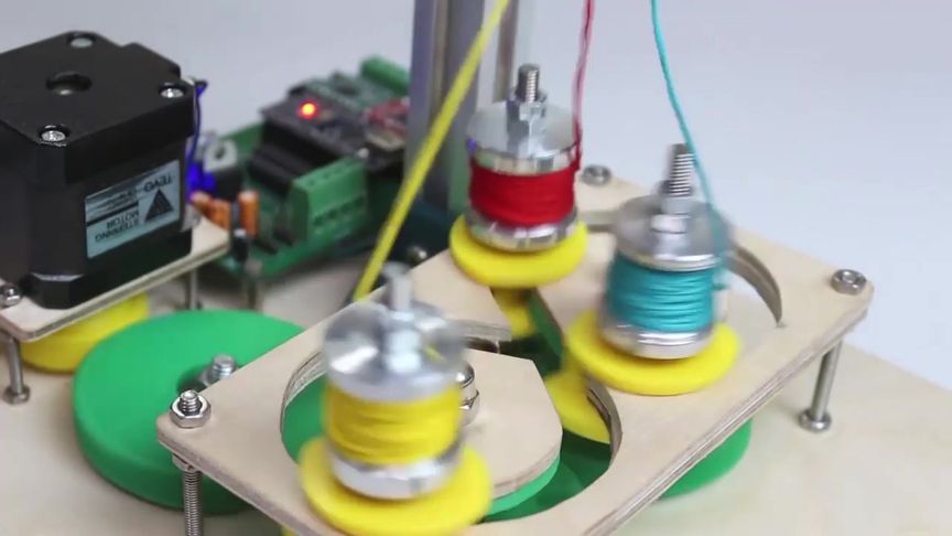 科技宅男也可以做细活-教你如何制作编织器