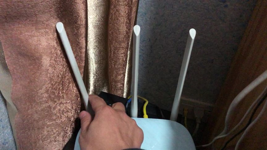 家里wifi信号差,教你一个技巧,跟新买的一样快速