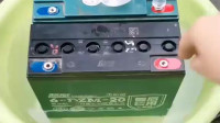 电动车电瓶添加修复液注意事项,记住这几点,你也是老师傅!