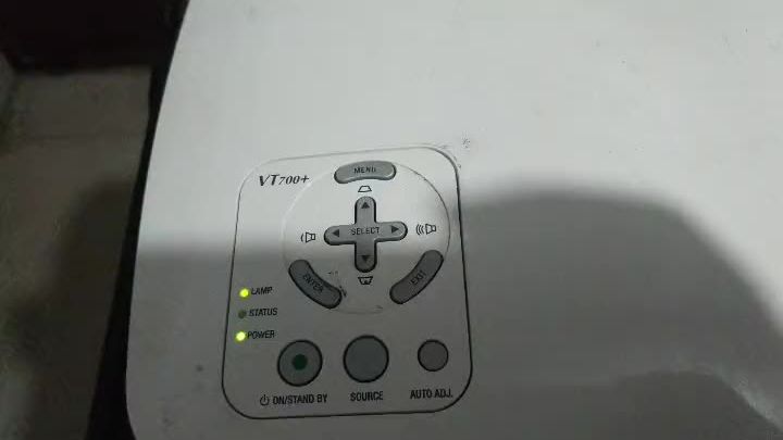 NEC VT700+投影技术LCD亮 度3000流明#二手投影 #二手投影仪