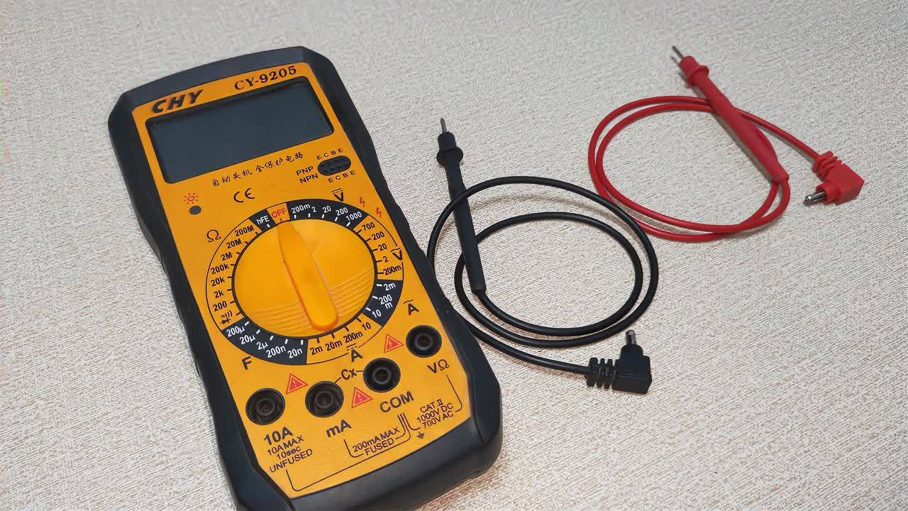 多功能万用表表笔位置